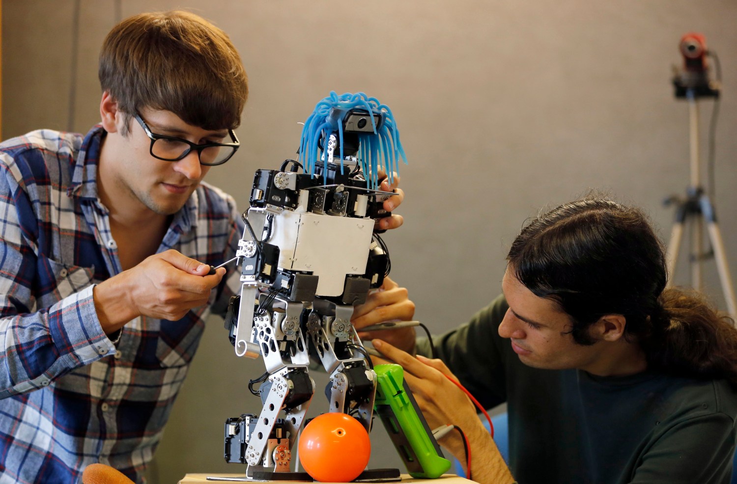 Augmented intelligence: Educating skilled labor for the machine age ...