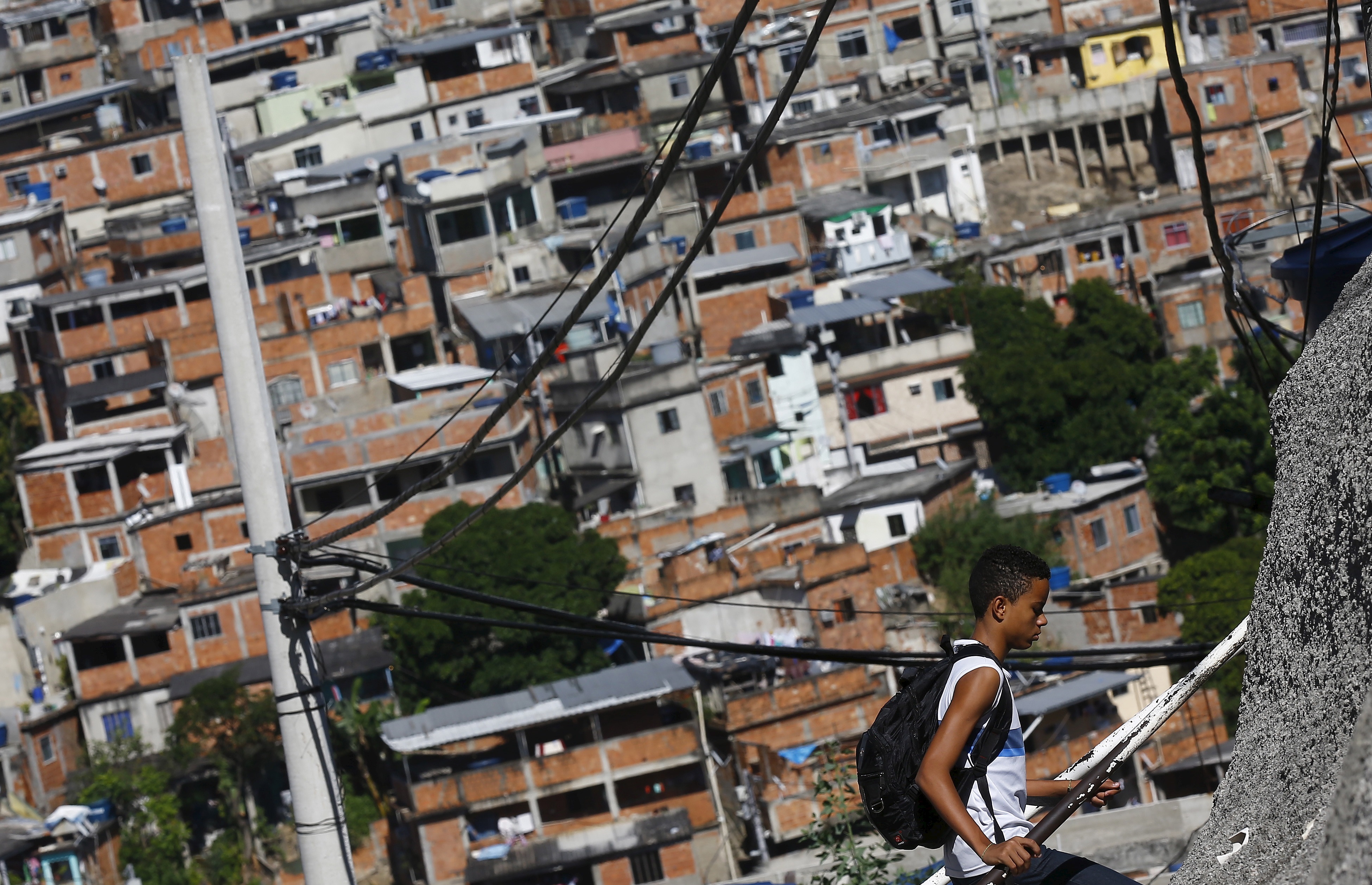 Prioritizing public schooling over social transfers in Brazil | Brookings