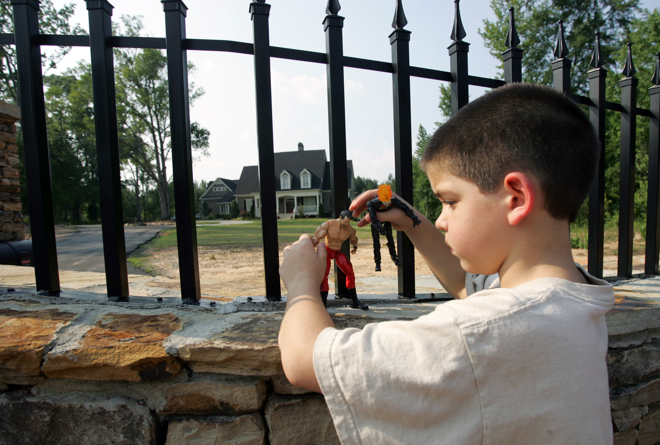 Hitting kids: American parenting and physical punishment | Brookings