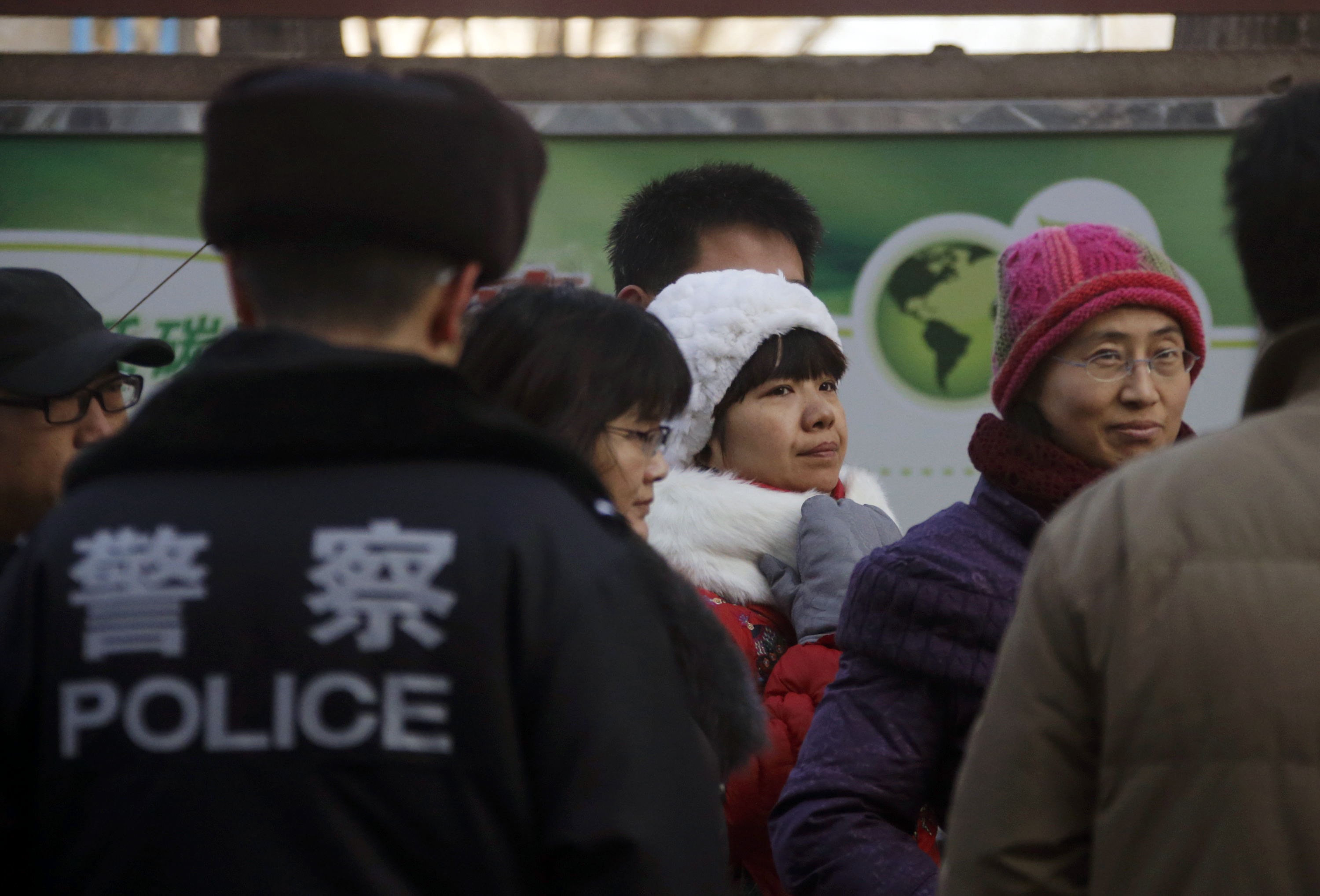 China at the Tipping Point: Top-Level Reform or Bottom-Up Revolution ...