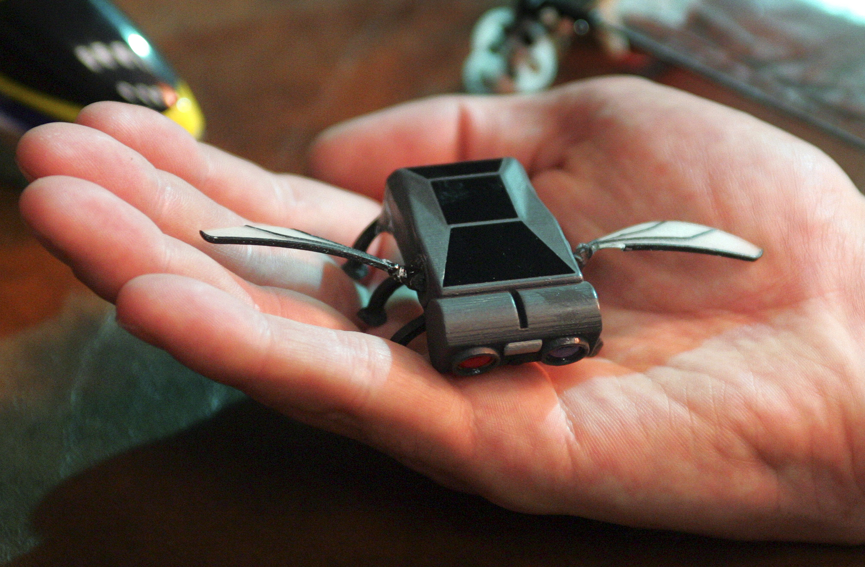 Suicide Drones, Mini Blimps and 3D Printers: Inside the New Army ...