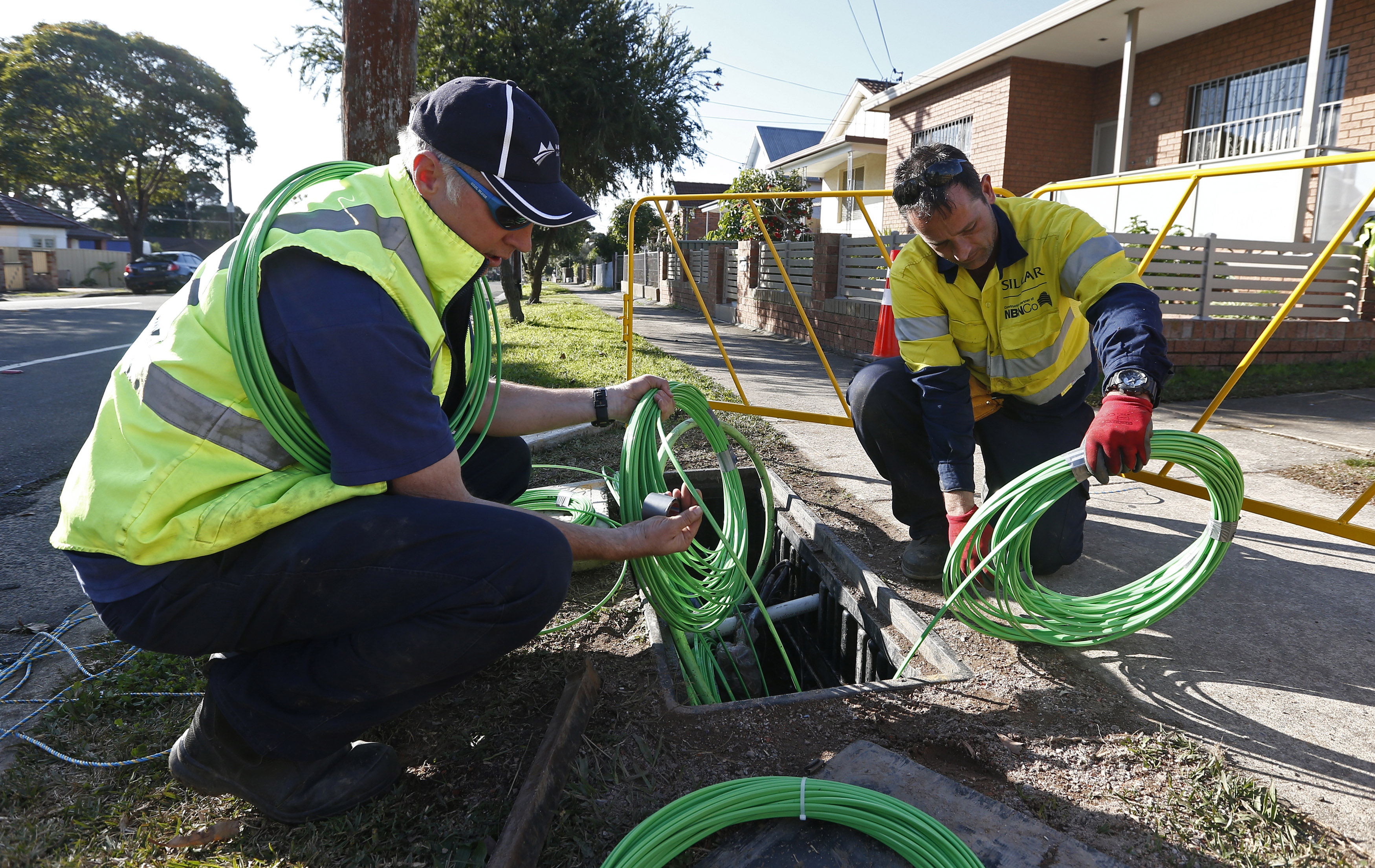 Rural and urban America divided by broadband access | Brookings