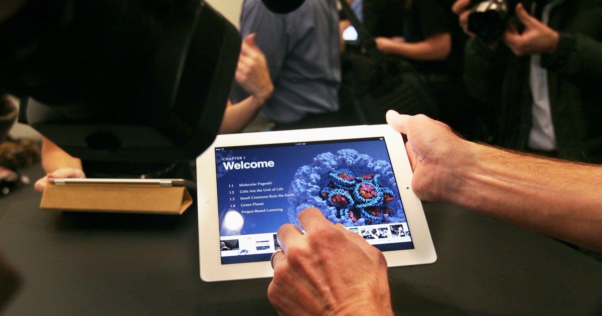 Mobile Learning: Transforming Education and Engaging Students and Teachers