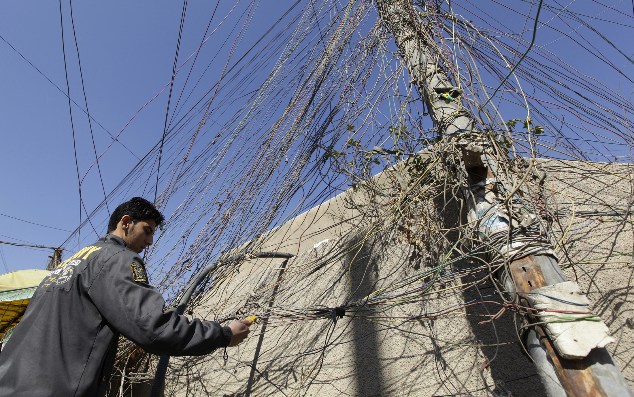Iraq’s Draft Electricity Law: What’s Right, What’s Wrong? | Brookings