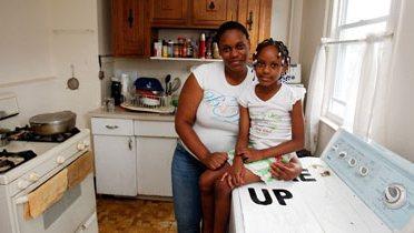 The Increase in the Number of Families Living in Poverty | Brookings