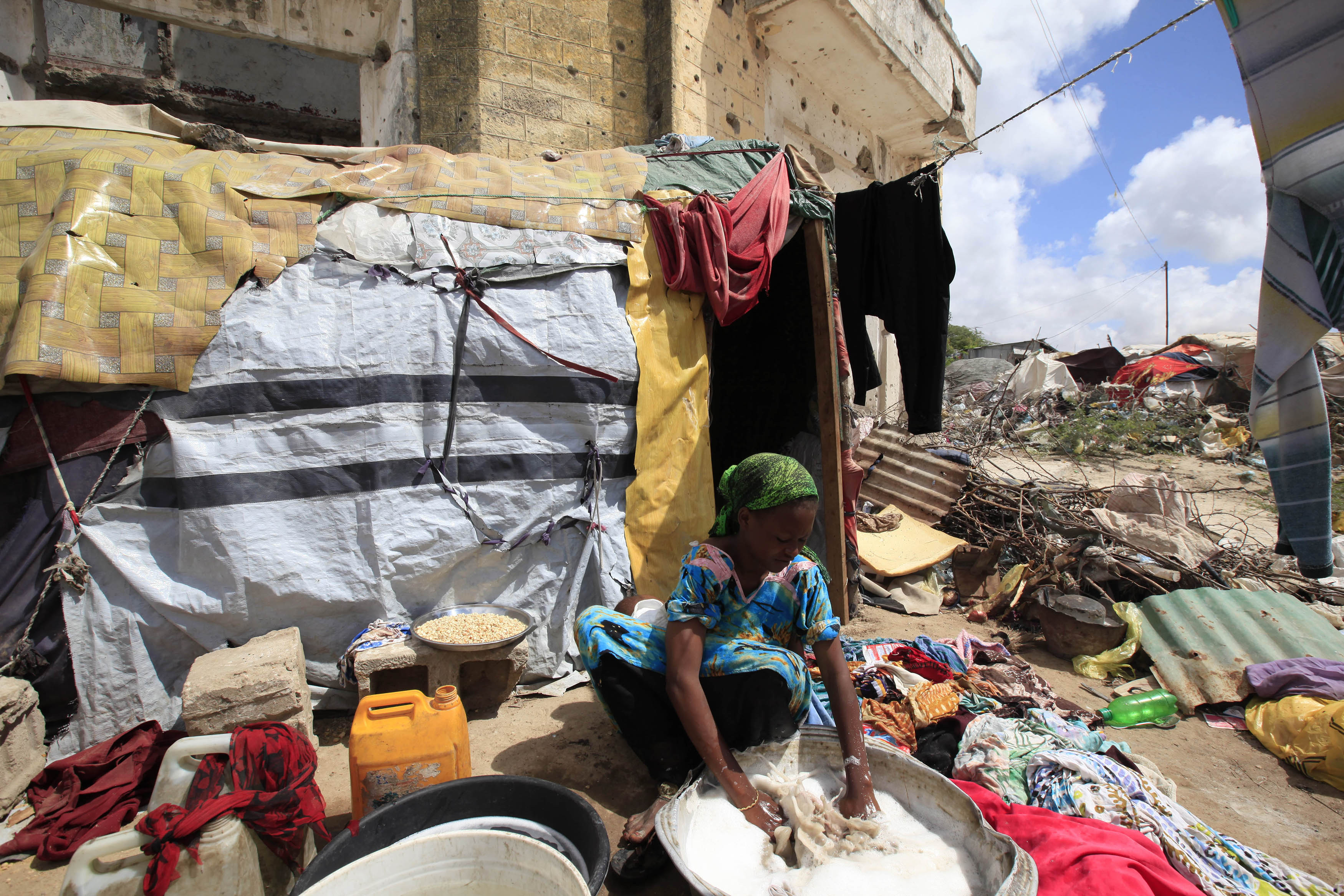 Under the Radar: Internally Displaced Persons in Non-Camp Settings ...