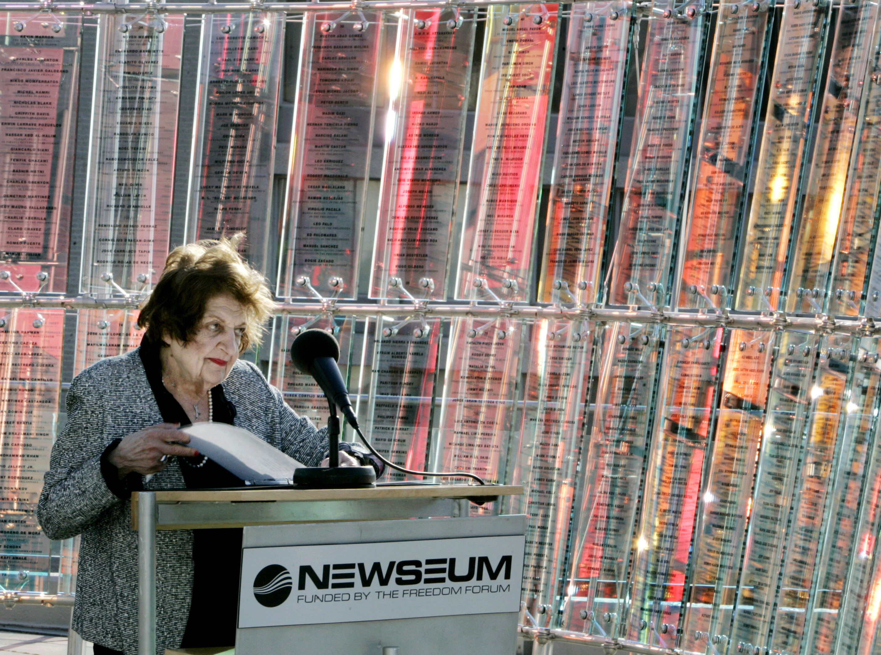 Helen Thomas is Famous for Interviewing Presidents. Here is an ...