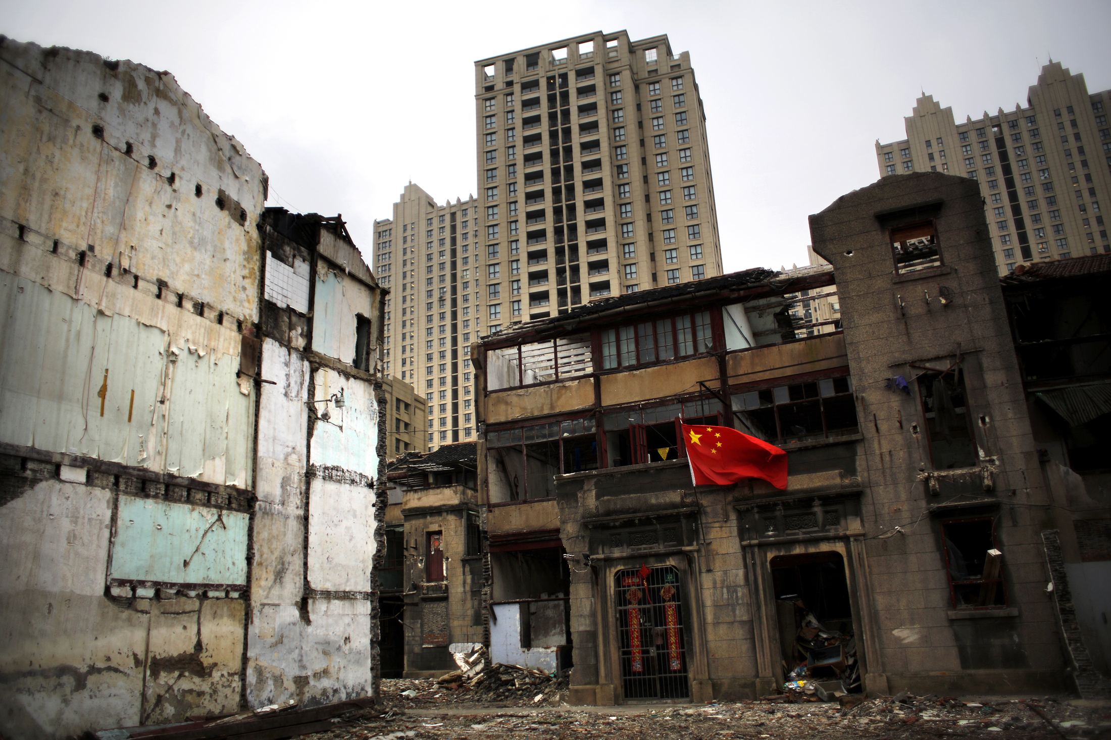 China’s economic bubble: Government guarantees and growing risks
