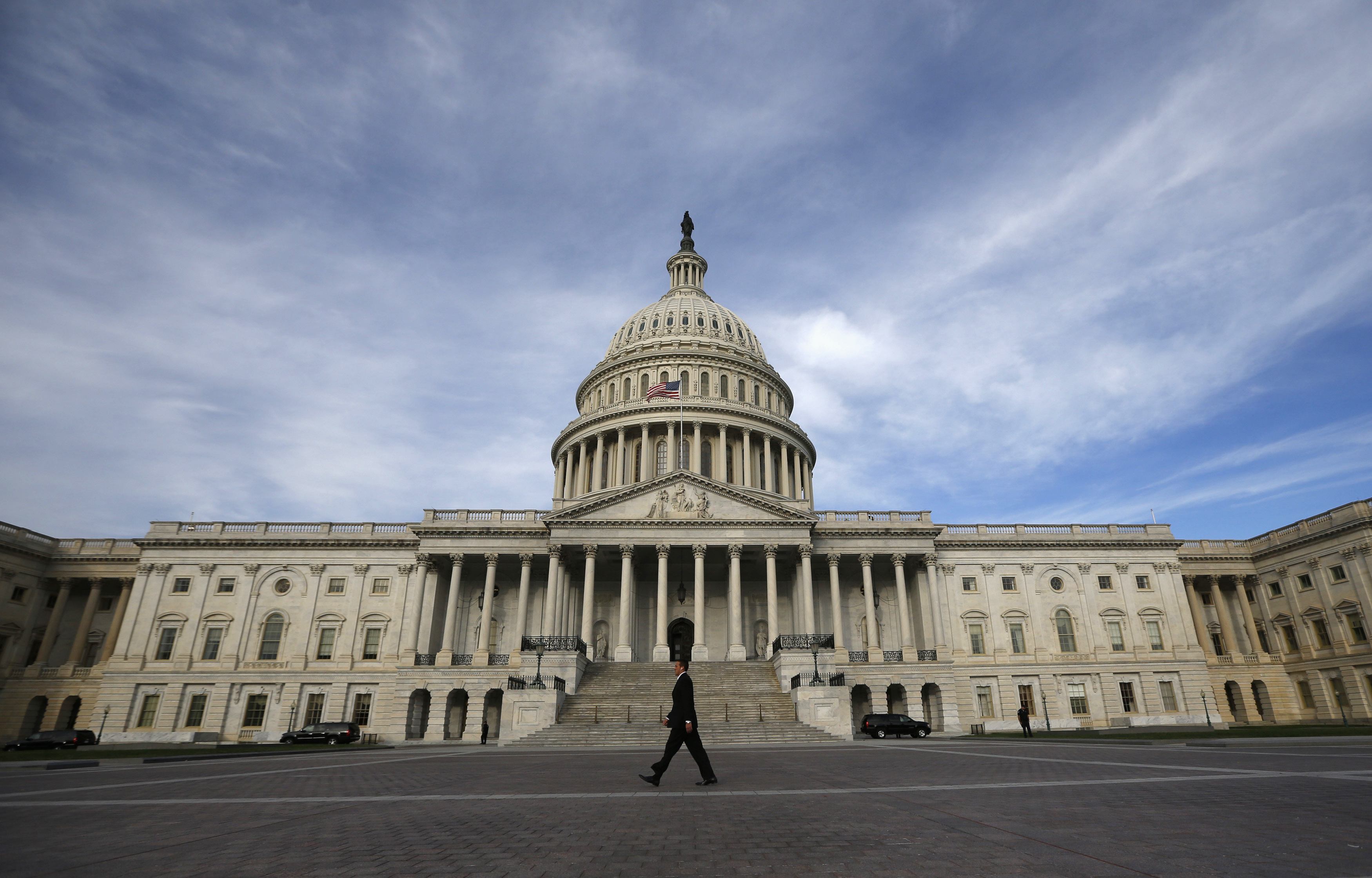 Vital Stats: The widening gap between corporate and labor PAC spending ...