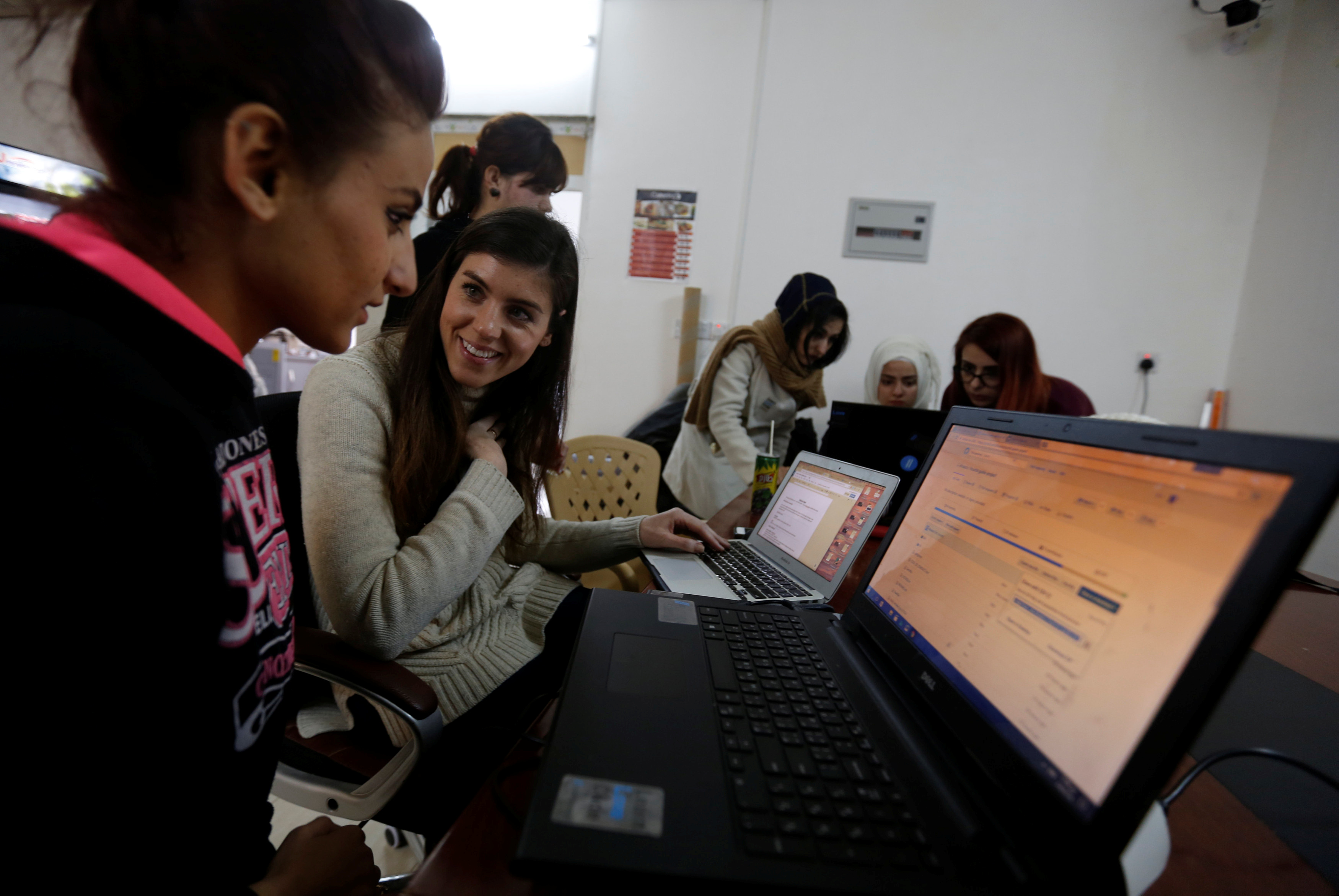 Education assessment in the 21st century: Moving beyond traditional ...