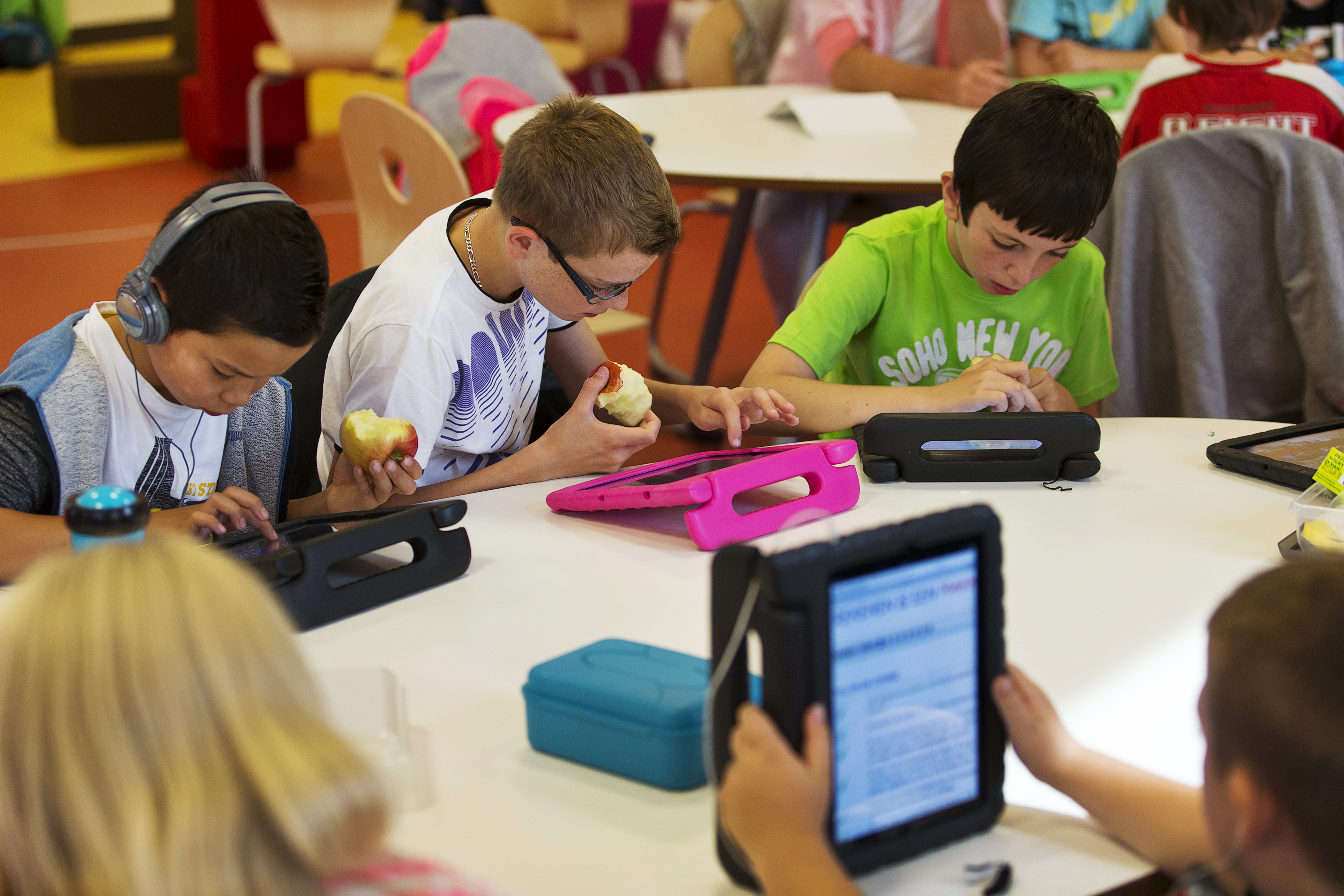 Is technology good or bad for learning? | Brookings
