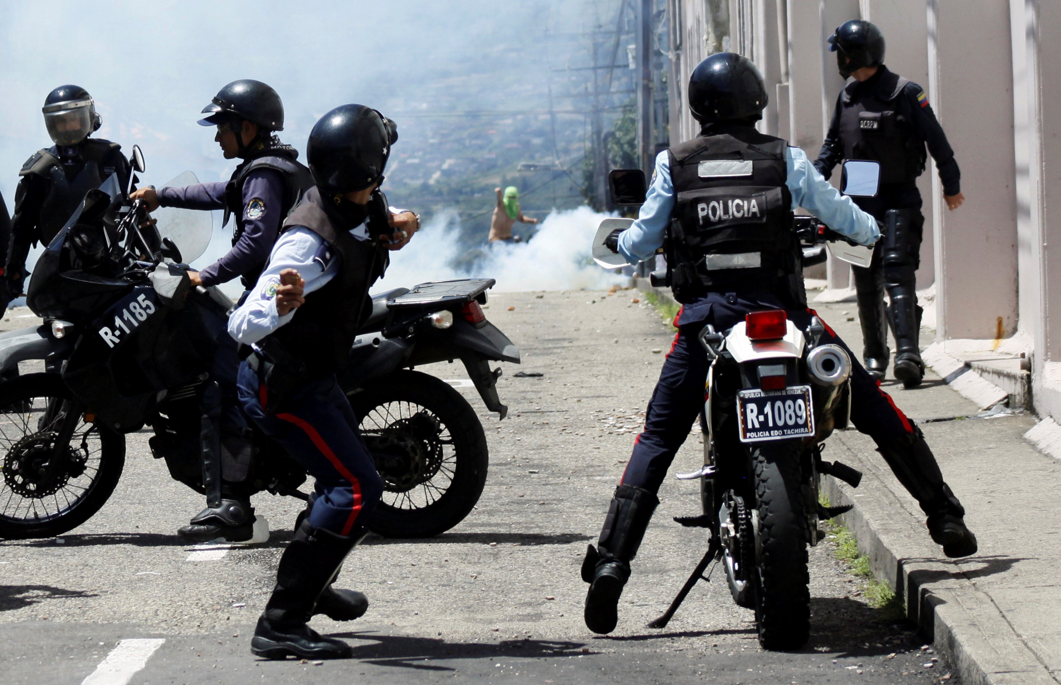 The challenge of improving police behavior in Latin America | Brookings
