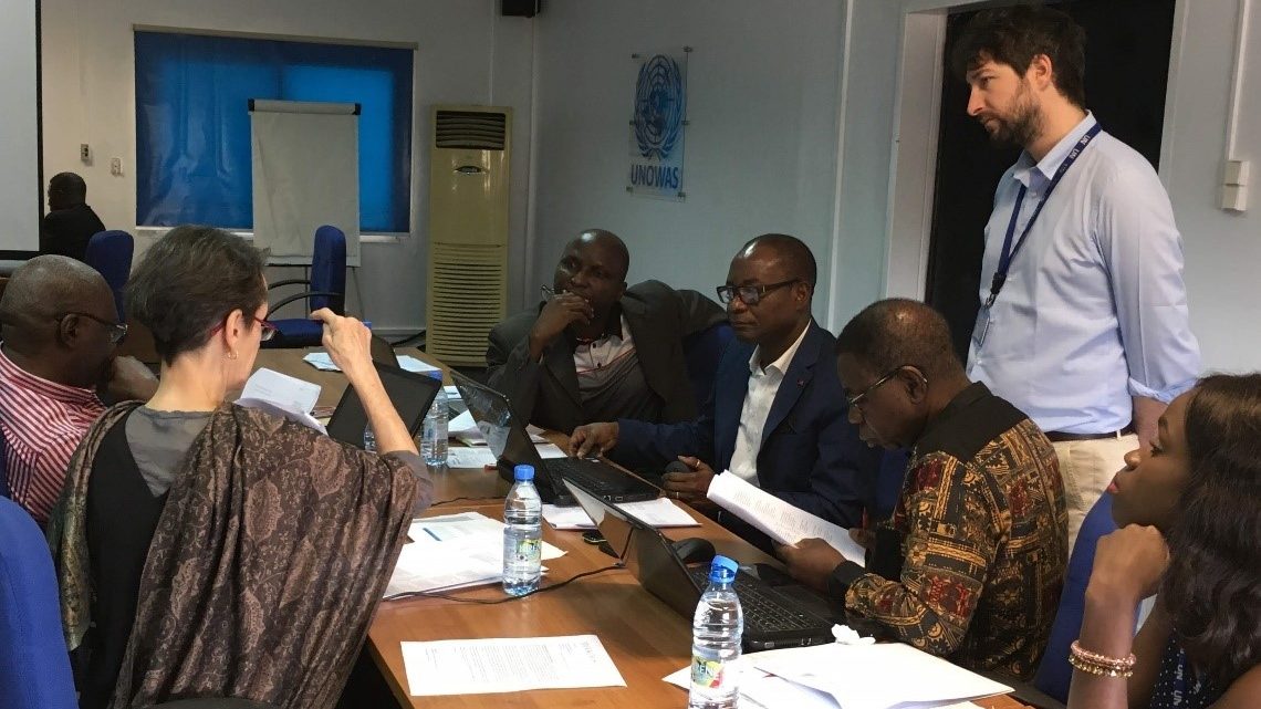 Integrating 21st century skills in the classroom in the Democratic ...