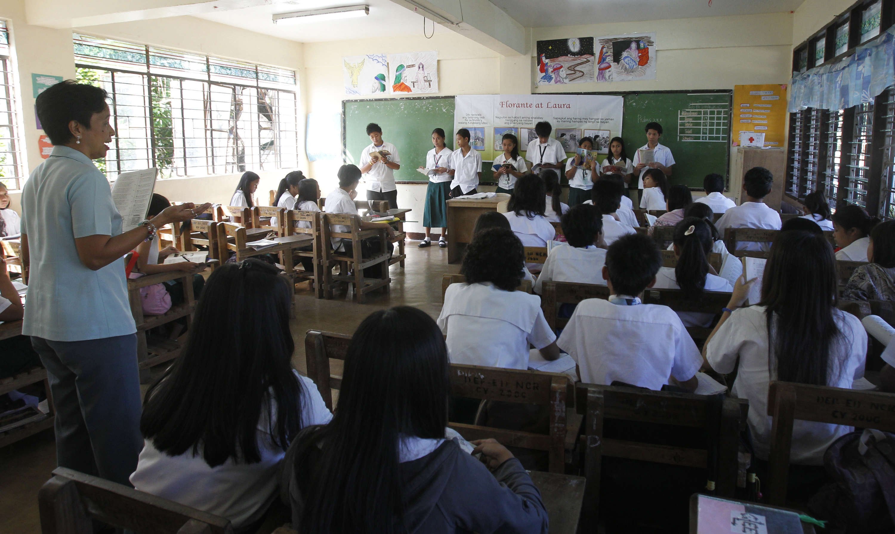 Teachers can change the world: Scaling quality teacher professional ...