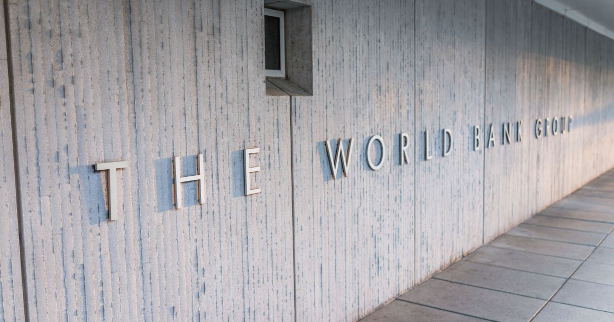 What makes the World Bank so influential—its money or its ideas?