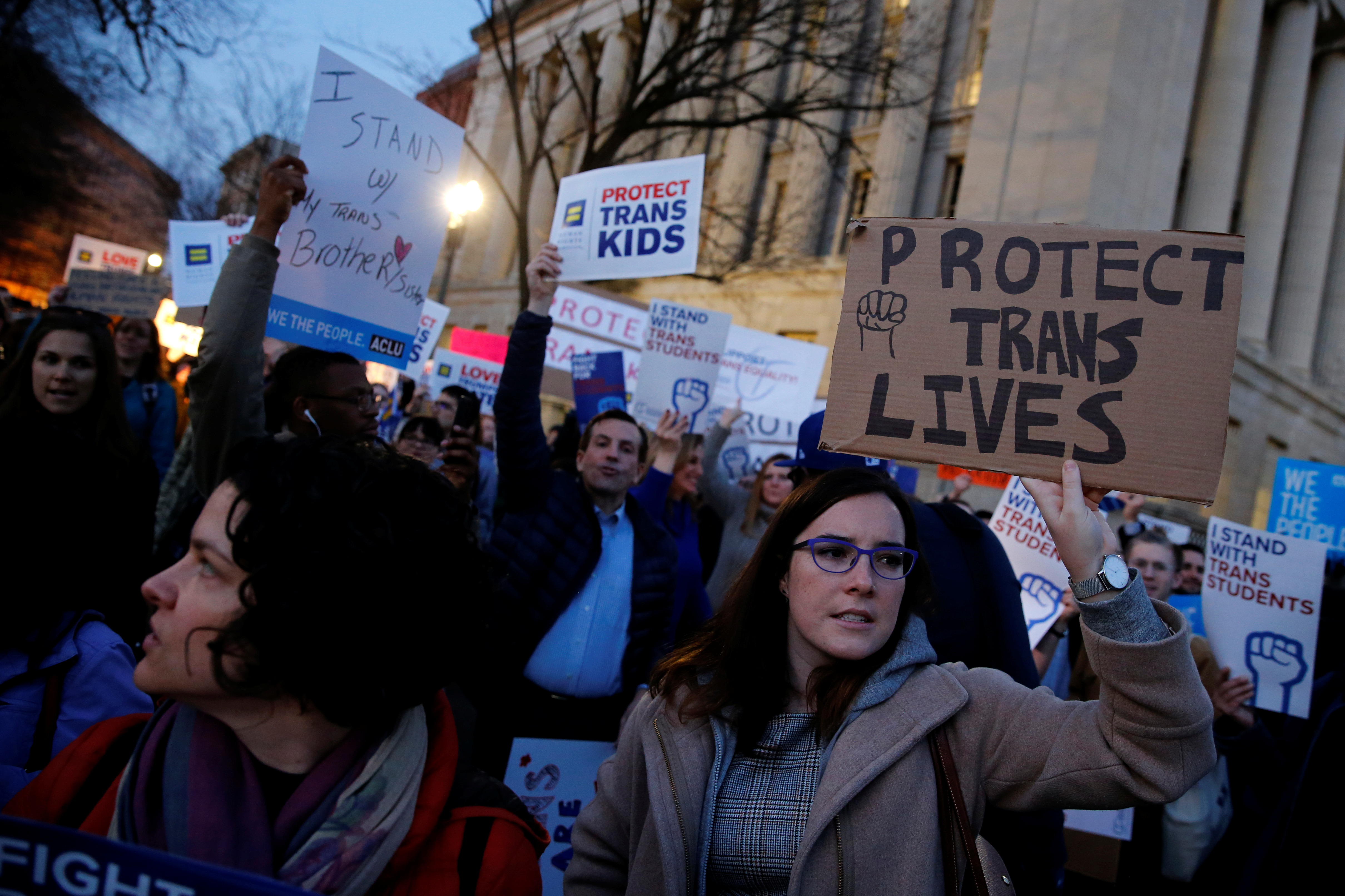 Survey: Americans broadly support teaching about (most) controversial ...