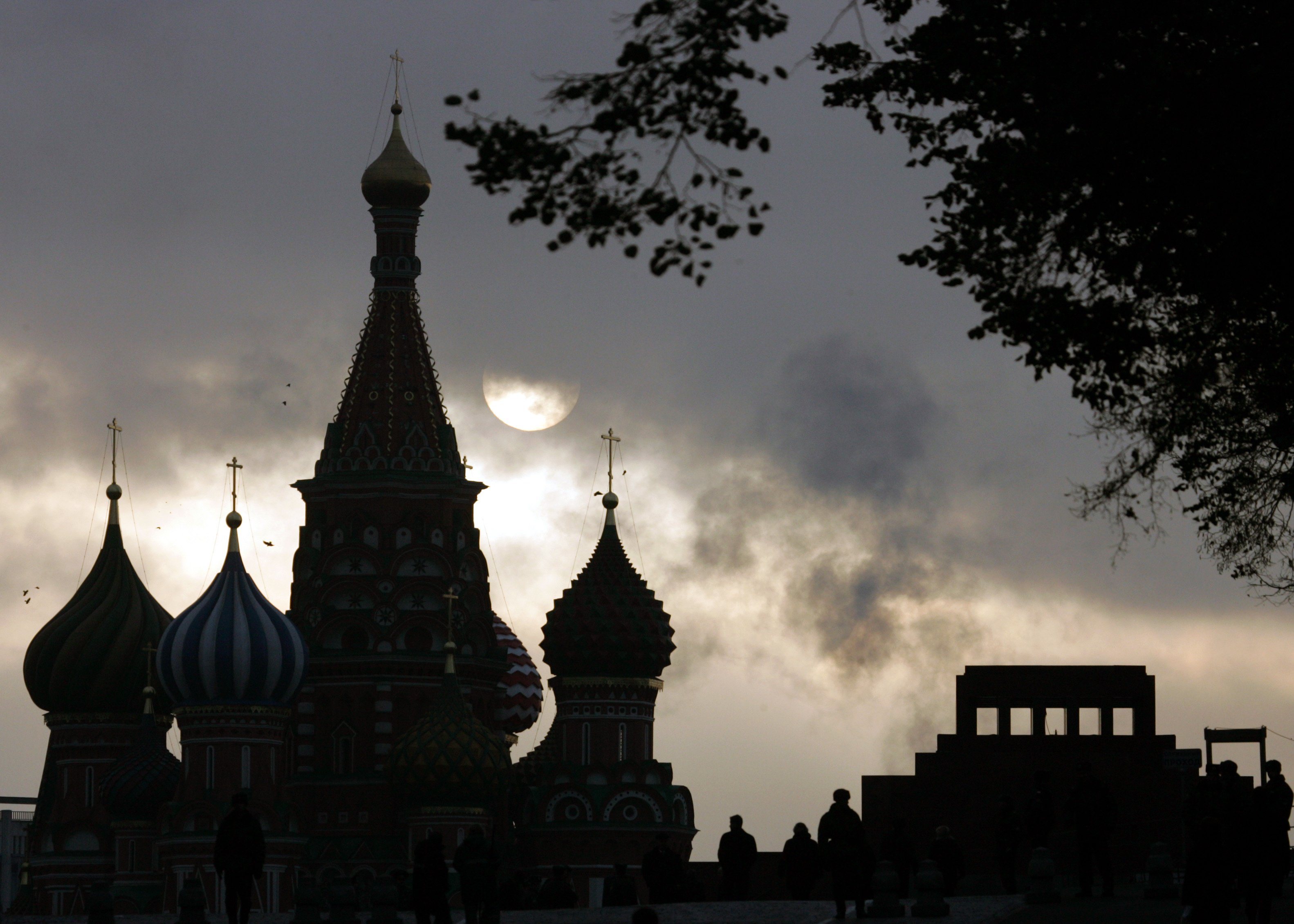 Assignment Russia: A conversation on journalism and the Cold War ...