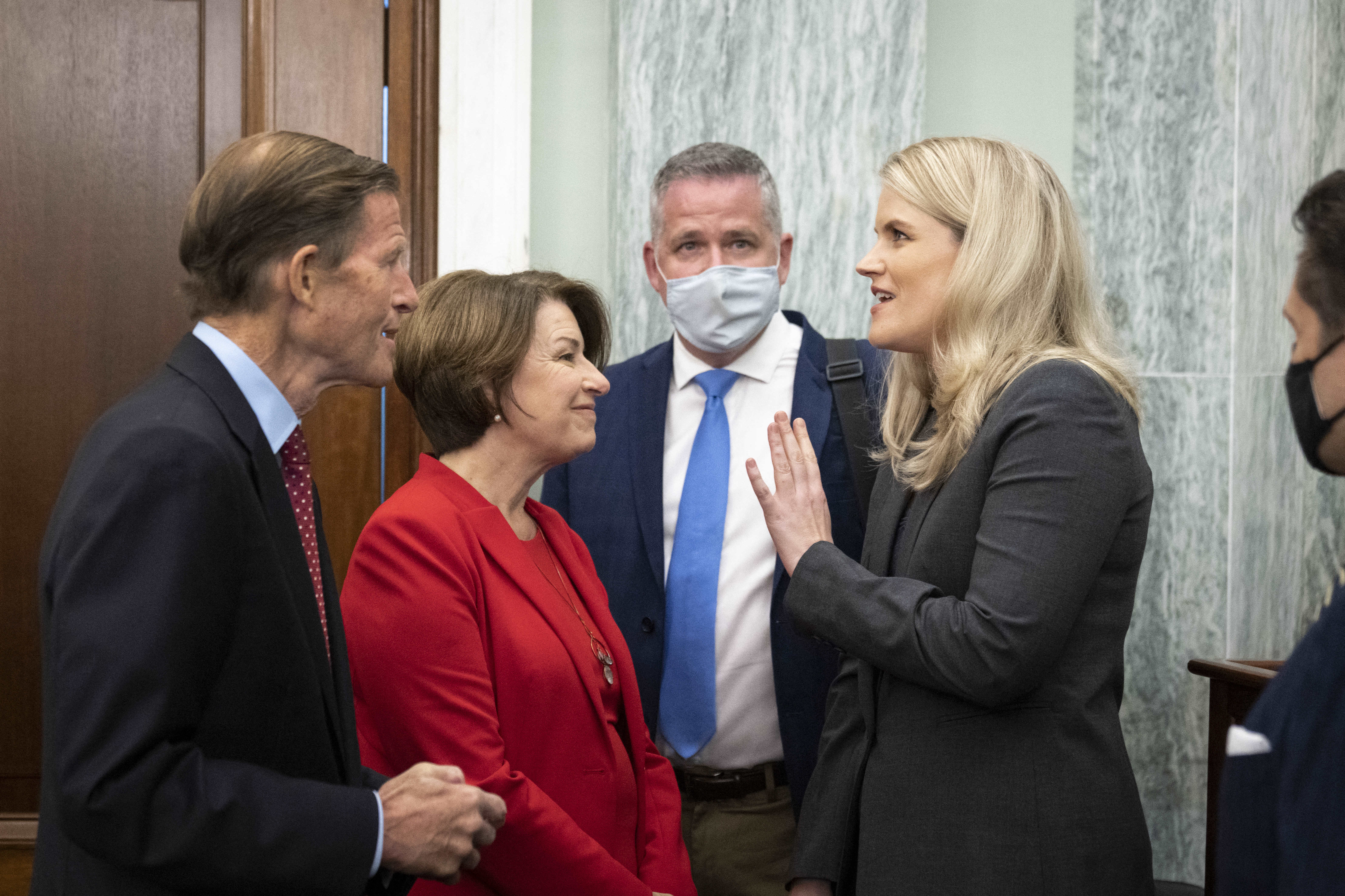 Should Congress close the revolving door in the technology industry ...