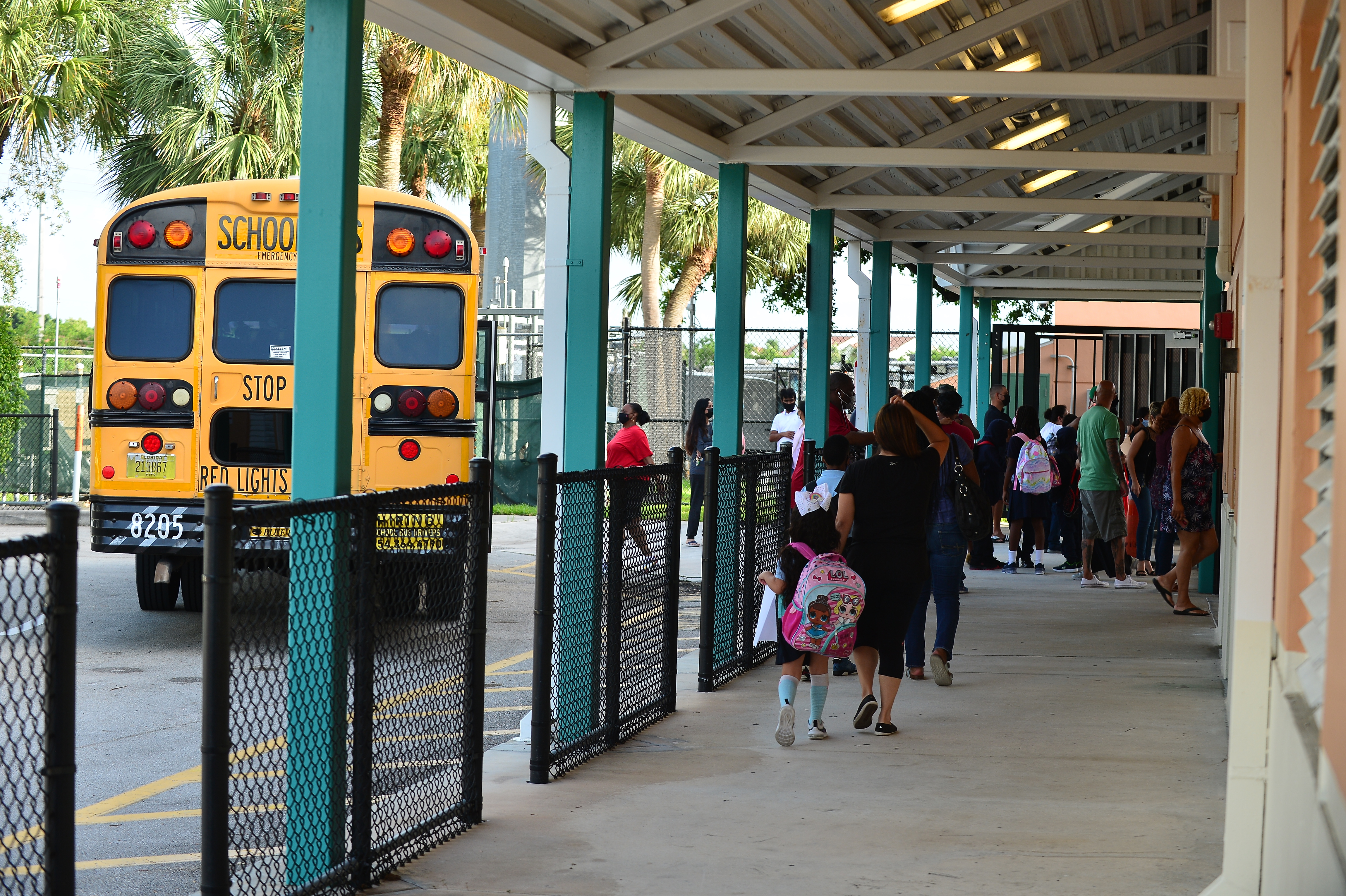 What new research tells us about elementary and middle school start ...