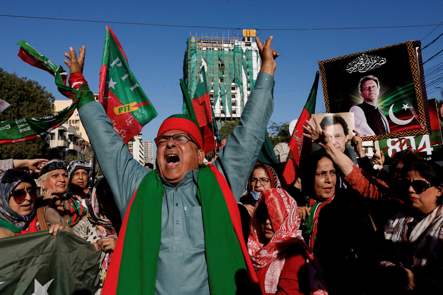 Pakistan's 2024 Elections: Turmoil and Surprises