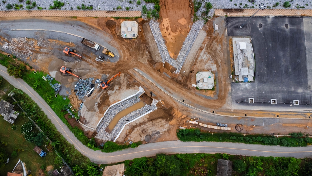 Why does building and maintaining highways in the US cost so much ...