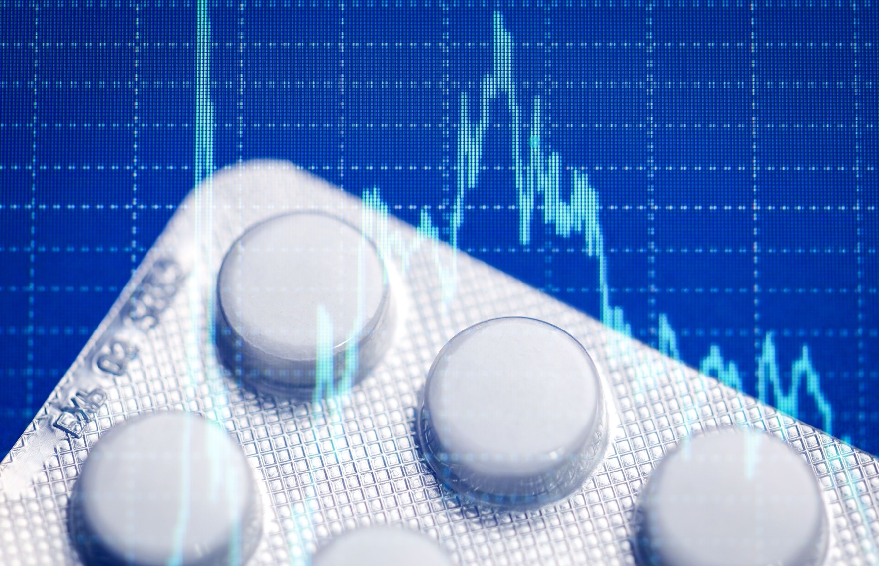 FDA oversight of drug manufacturing and compounding: A comparison ...